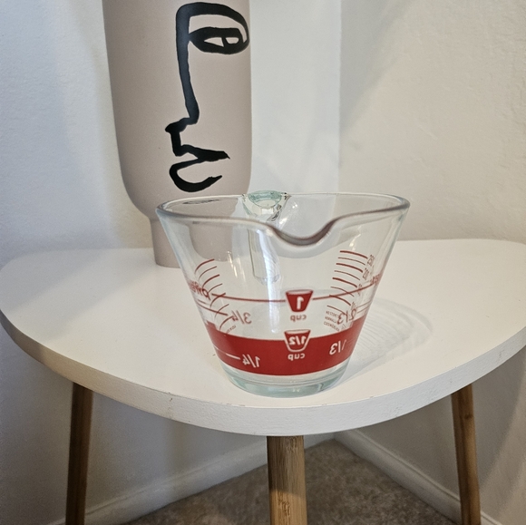 Pyrex | Kitchen | Vintage Pyrex Measuring Cup | Poshmark